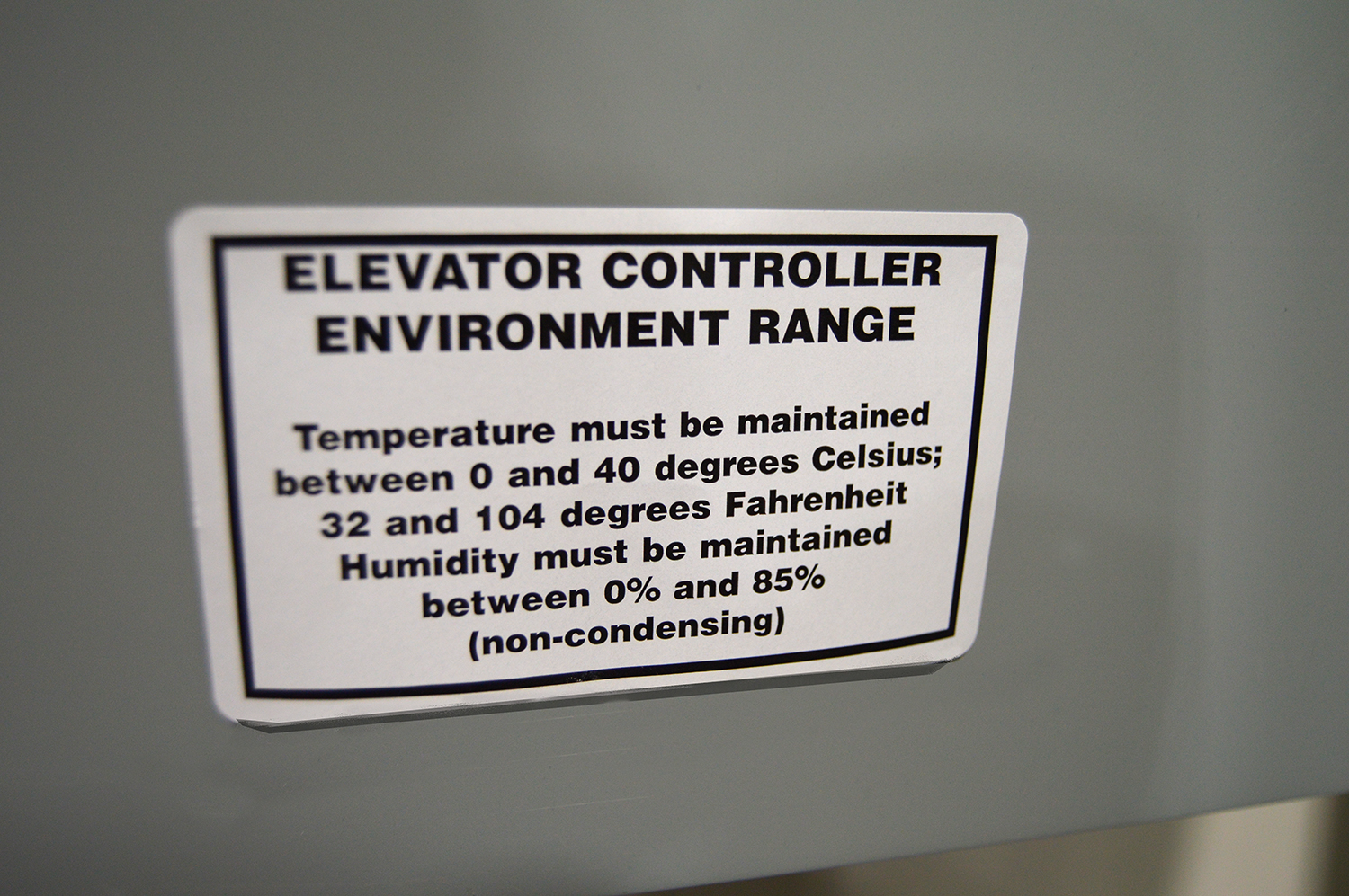 The Fight Over the Thermostat is Crucial to Win in the Machine Room.